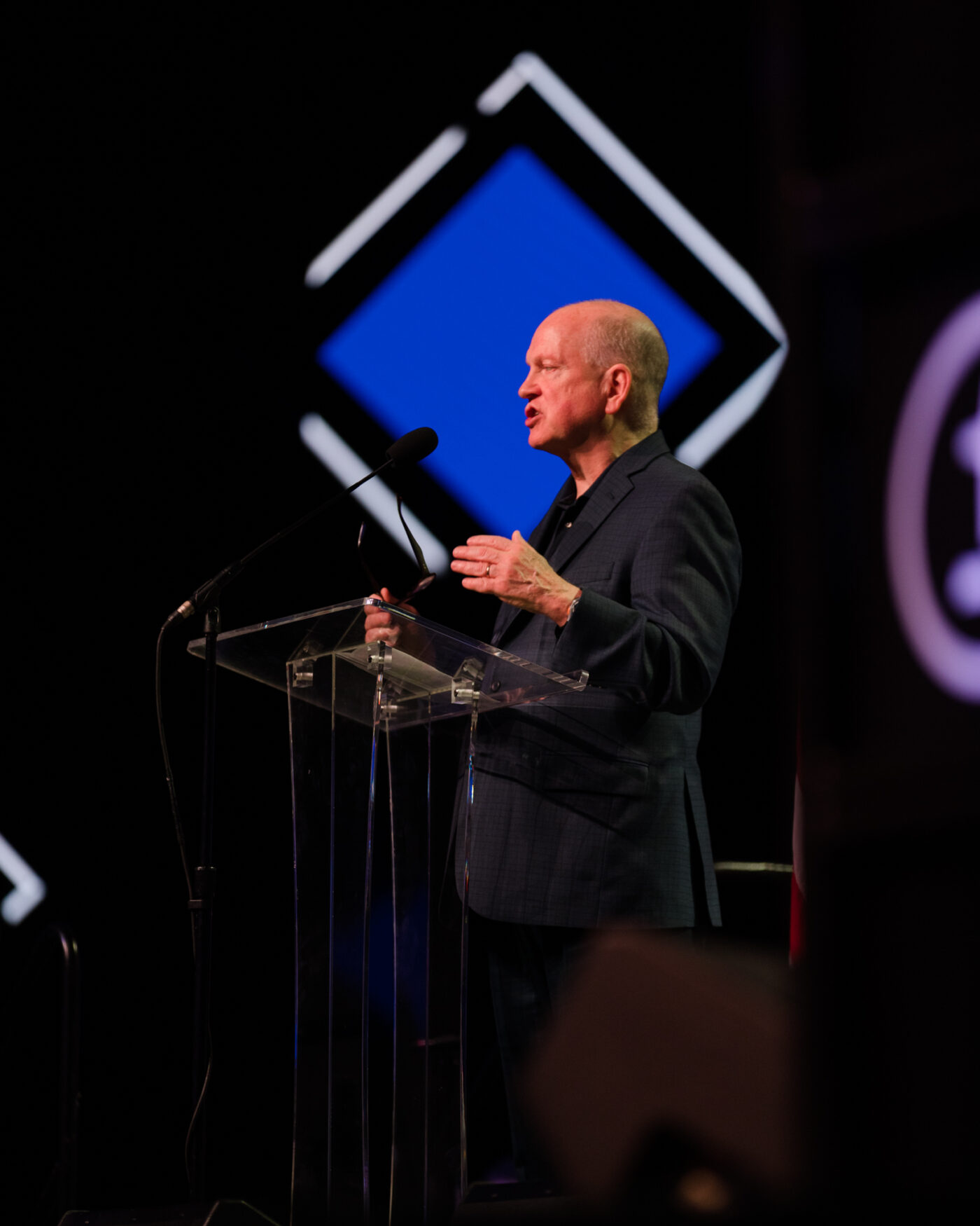 Akin Celebrates Great Commission Stories in Presidential Report ...